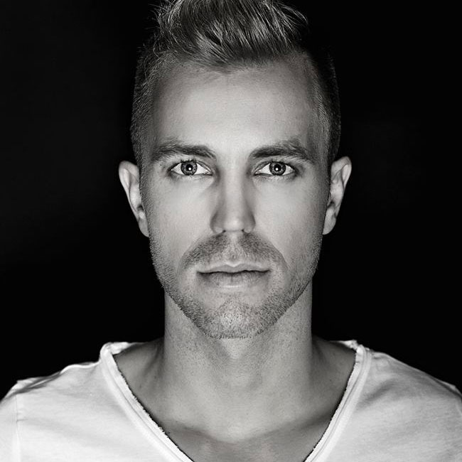 Artists / Play Records